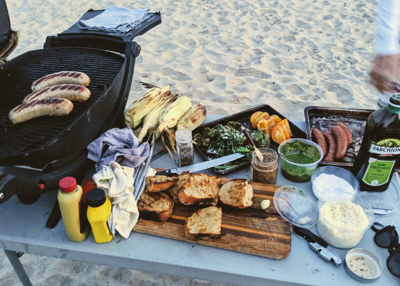 Summer Picnics- A Beach Tradition | Bartlett's Farm